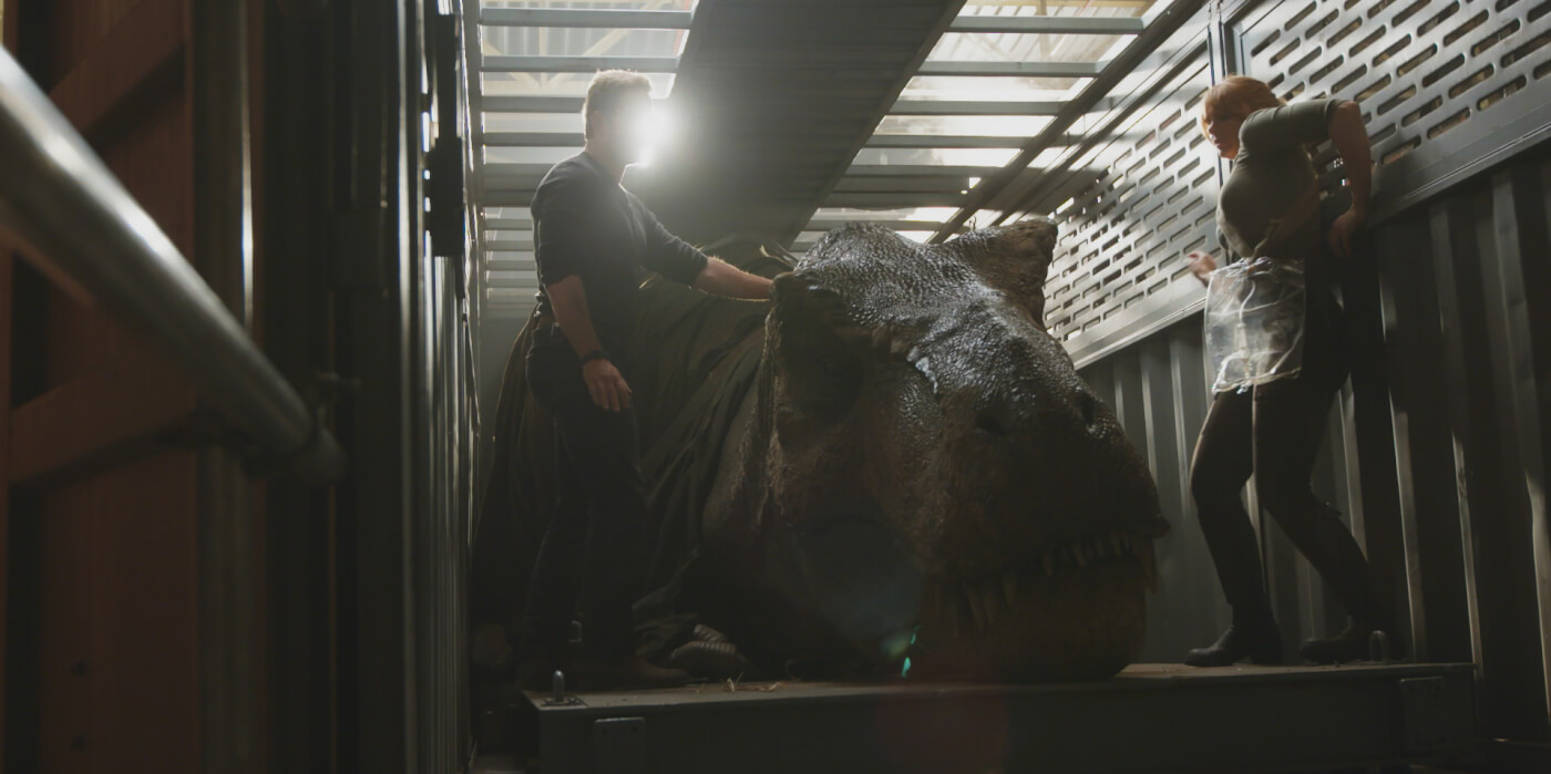 Malcolm, Animatronics and Characters Revealed in New Extended First ...