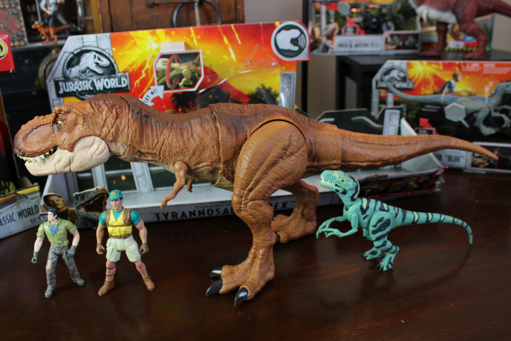 Mattel Jurassic World Fallen Kingdom Thrash N Throw T Rex Video Review ...